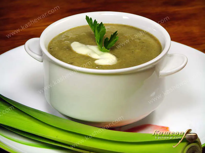 Sorrel and Leek Soup Recipe | Kashevar